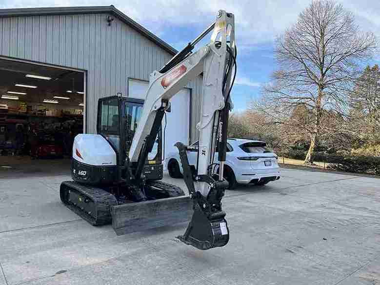 Doosan E60 Compact Excavator Service Parts Pdf